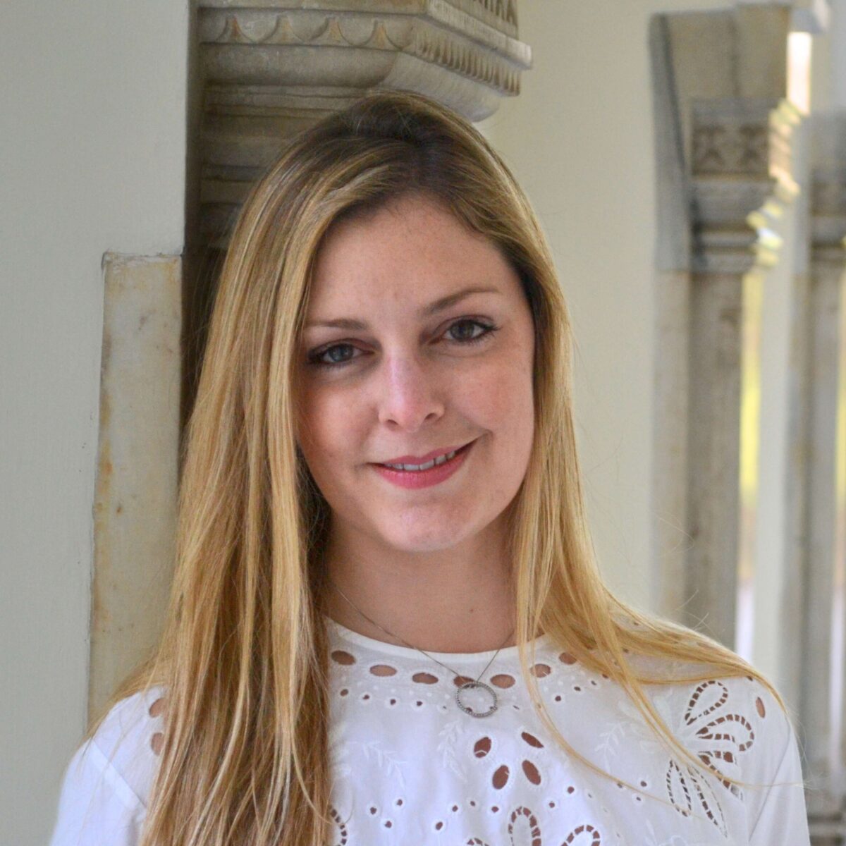 Ep 263: Fiona Young on AI and the Future of the EA Role - Go Burrows ...